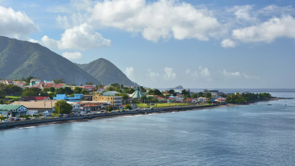 Dominica Citizenship & Passport by Investment in 2025: All ways to Obtain